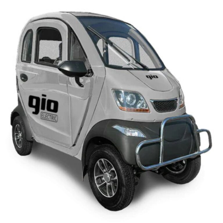 GIO All-Season Enclosed Mobility Scooter - Century Batteries